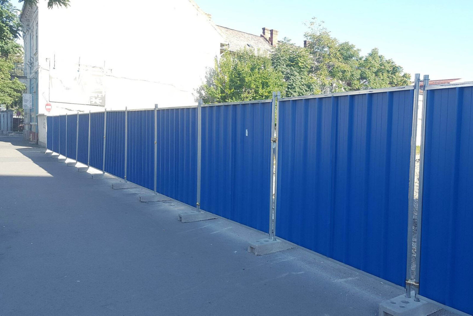 Mobilkerítések, kordonok - Profirent Gépkölcsönző Kft. - baudocu ...